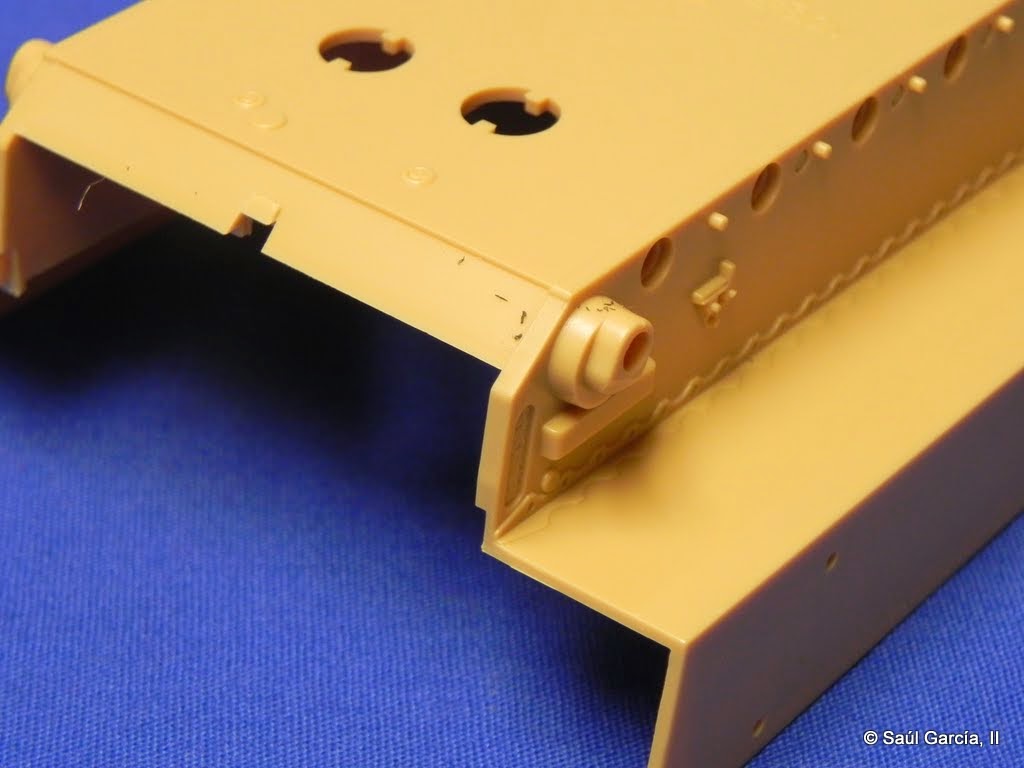 Academy13314Tiger1LateSpruexxDetails02.JPG | Modelers Alliance