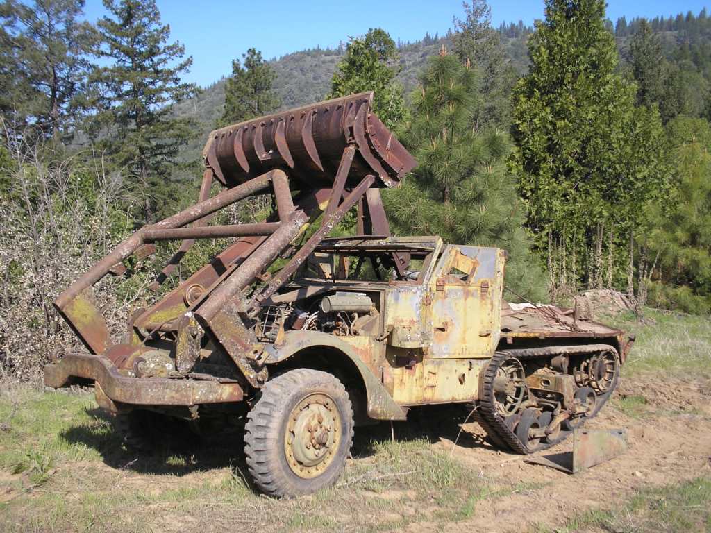 half_tract_SPI_004_Logging_Camp_in_California.jpg | Modelers Alliance