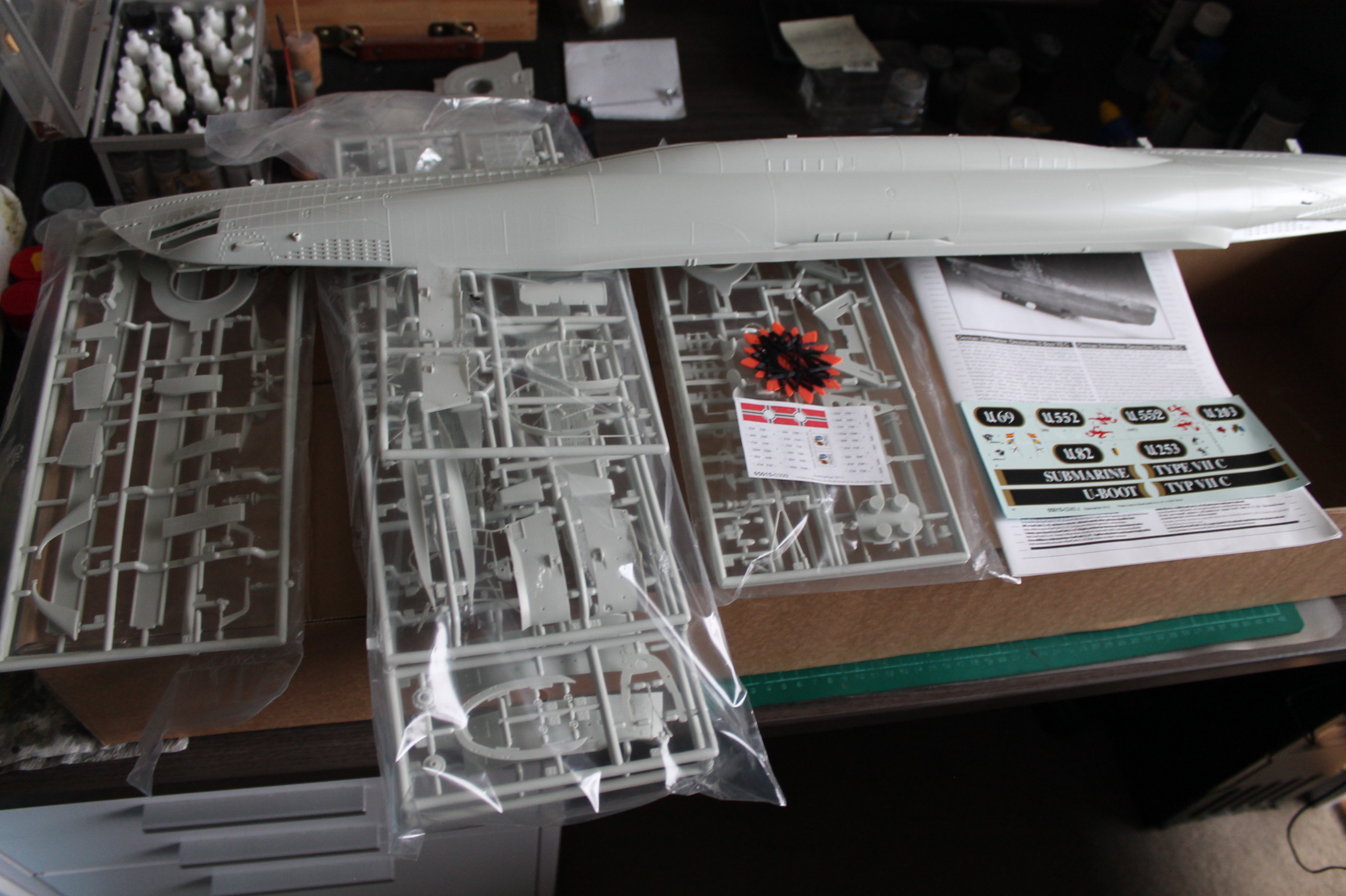 The kit - big box, over 1m long. | Modelers Alliance